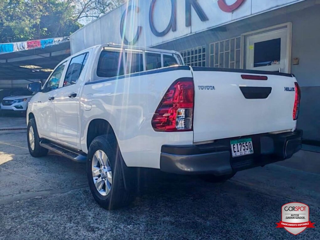 Toyota Hilux 2024 | Carspot Panamá
